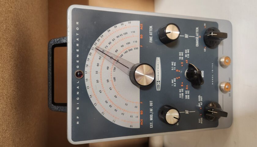 Not-Working Heathkit Model 1G-102 RF Signal Generator - Hamshack