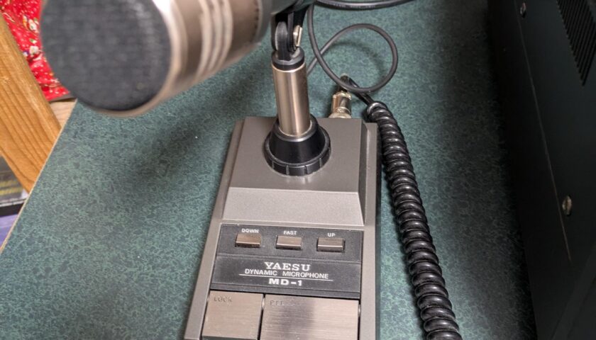 Yaesu FT-1000 200 watt Transceiver - Hamshack